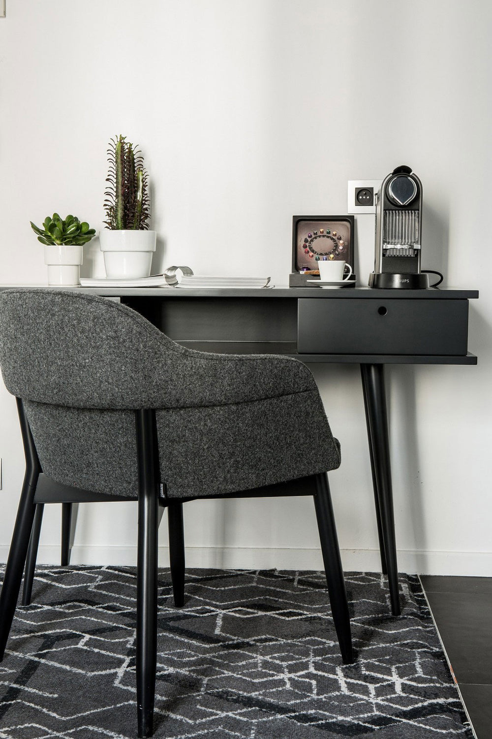 Corolla Lounge Chair 271 | Billiani